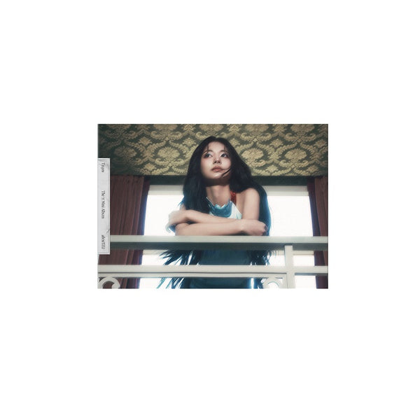 TZUYU 1ST MINI ALBUM [ABOUTZU/STANDARD VER] – Kawaii Alley